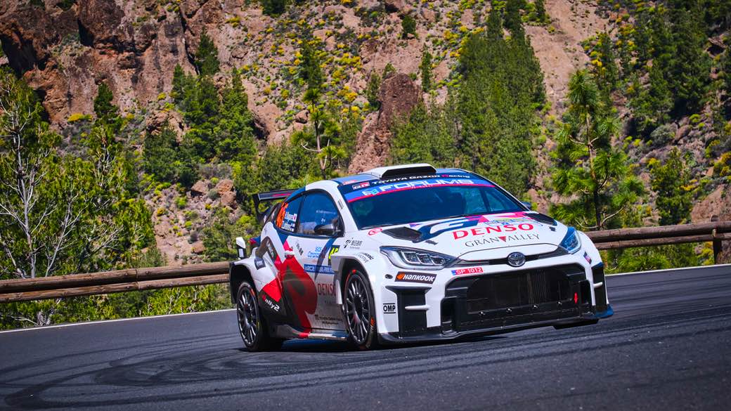 TGR参入の2・3期生、WRC3クラスで4・5位完走｜気になる車・バイクニュース